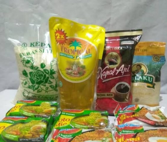 Bulog Tembilahan Jual Paket Sembako Murah di Bulan Ramadhan
