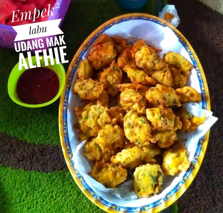 Wisata Kuliner, Empek - Empek Waloh Tembilahan