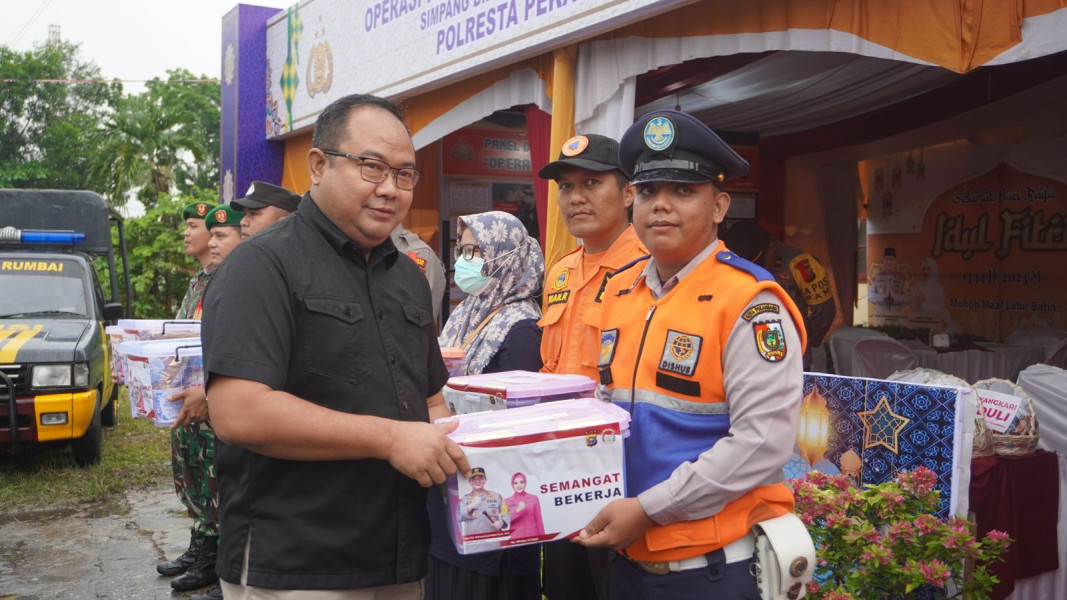 Kapolda Riau Tinjau Pos Pam Operasi Ketupat Lancang Kuning 2023