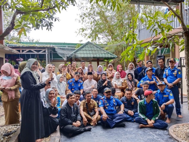 Kepala DPKP Inhil Drs H.Eddiwan Shasby,MM Gelar Halal bihalal